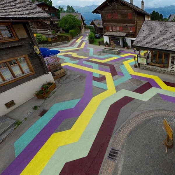 Les fresques artistiques au sol • Réalisations en images